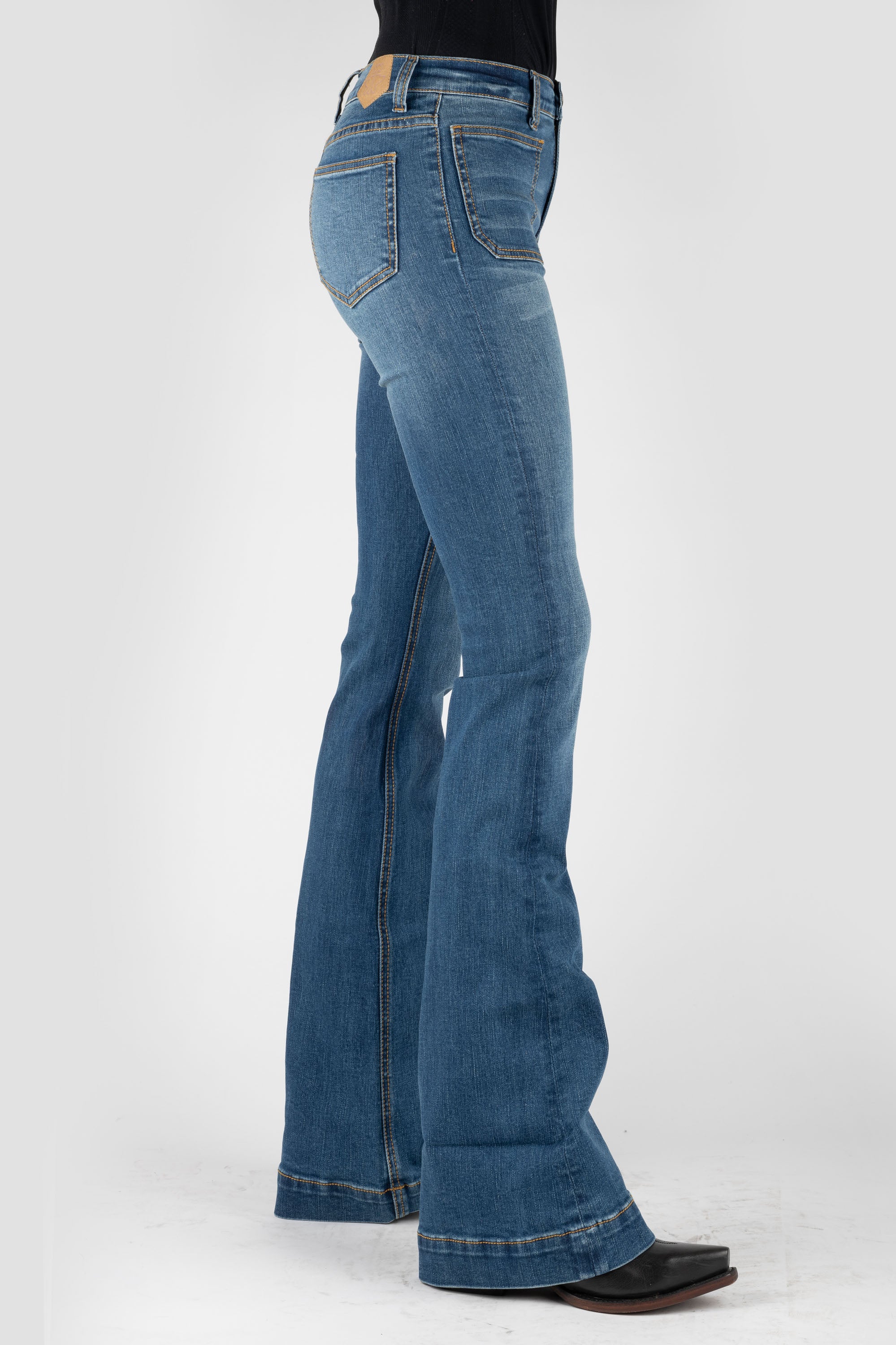 Womens Square Pocket On Front Jeans – Tin Haul